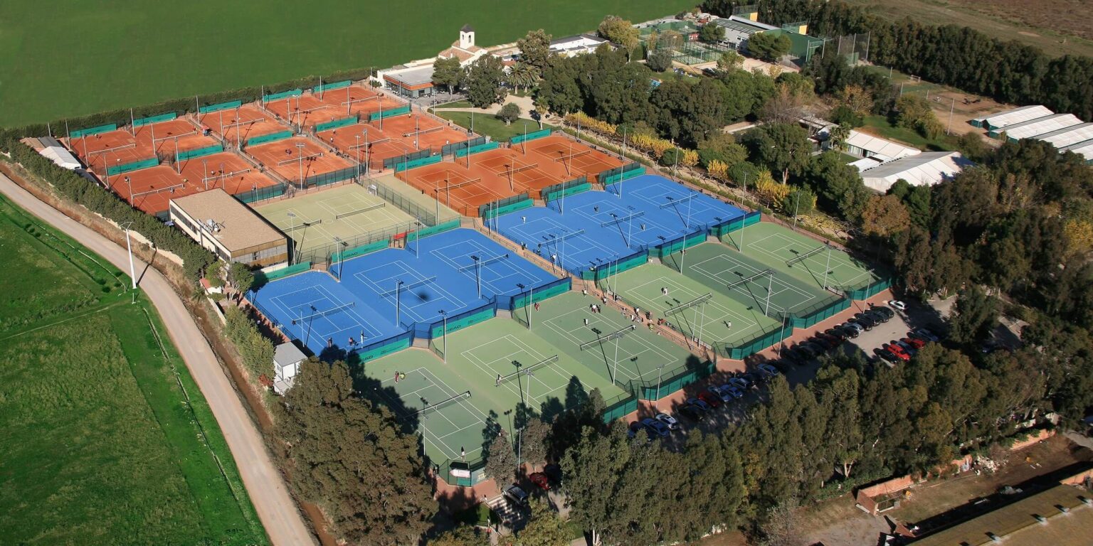 Naples - 2026 - Racquet War